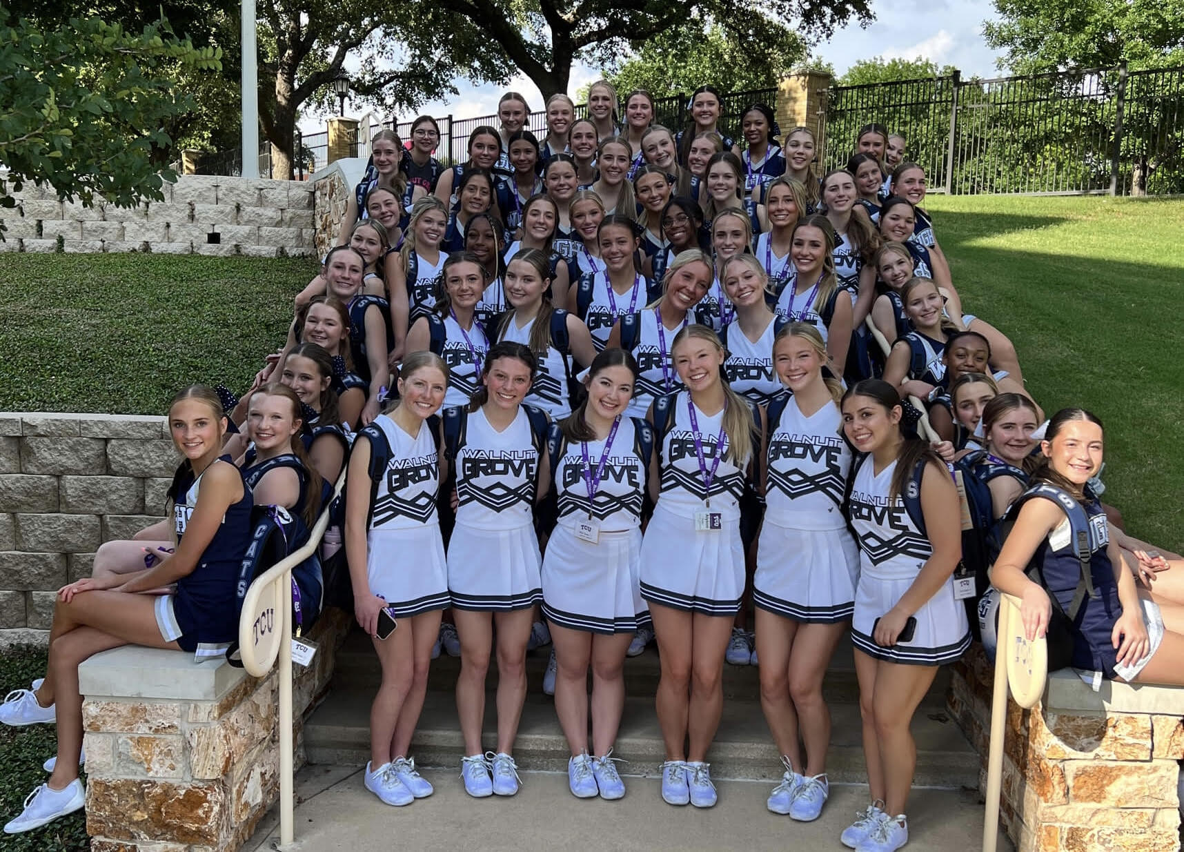 Home [walnutgrovecheer.boosterhub.com]